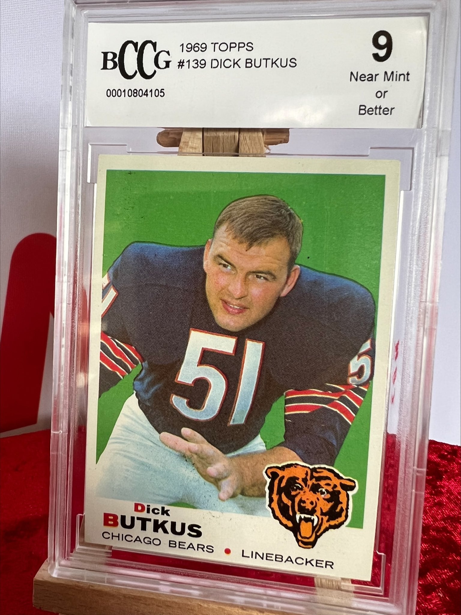 Dick Butkus 1969 Topps #139 BCCG 9 – MJB Memorabilia